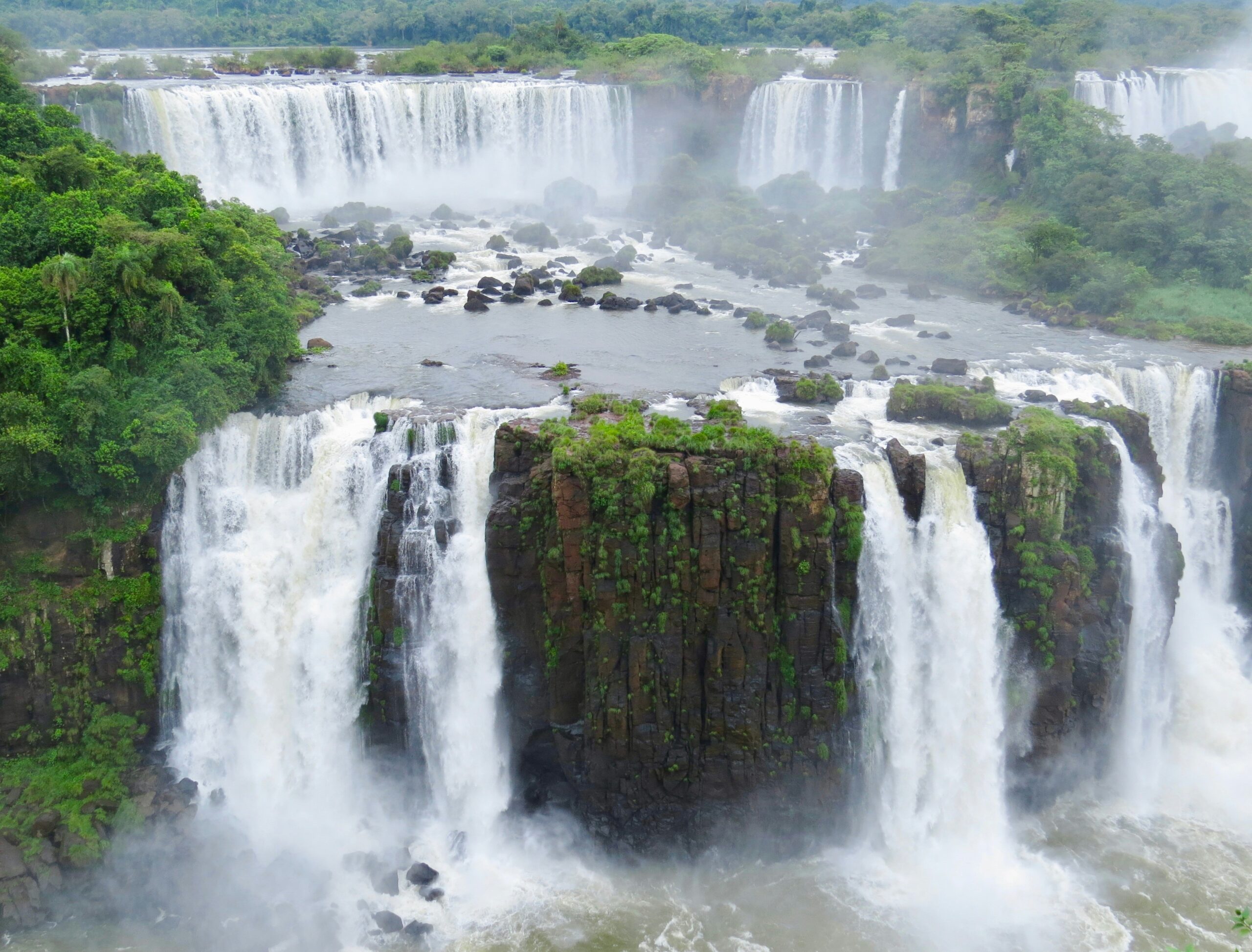 Quais são os principais passeios de uma Excursão Foz do Iguaçu ...